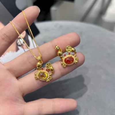 China Professional New Fashion Animal Shape Charm Necklace Trendy Jewelry Gift Crab 18K Gold Stylish Pendant for sale