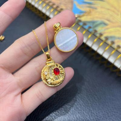 China Professional manufacturer 18K Gold Star Pendant Sun Moon Star Pattern Daily Wear Gold Charm Gold Pendant for sale