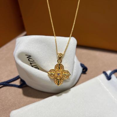 China Manufactory direct Four-leaf Shield 18K Gold Pendant Durable 18K Gold Pendant For Daily Wear Custom OEM for sale