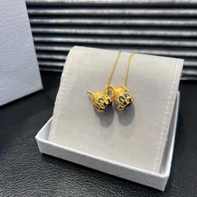 China Competitive price Traditional Elegant Charm Eight Buddha Gourd Stoving Varnish Unique Statement 18k Gold Pendant for sale