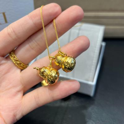 China Customized professional Durable 18K Gold Pendant Gourd 18K Gold Pendant Retro 18K Gold Pendant for sale