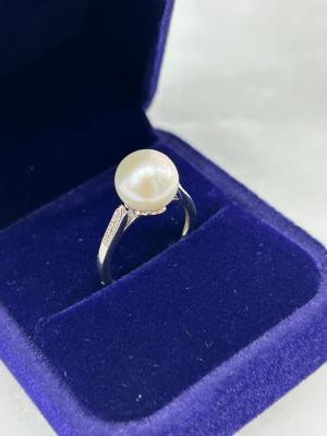 China 925 Silver Natural Freshwater Pearl Ring with 9.5-10mm Elegant Design Promise Ring for sale