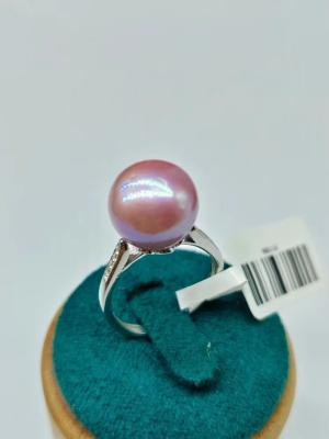 China Hypoallergenic 925 Silver Ring with 12-12.5mm Natural Freshwater Pearl for Elegant Jewelry for sale