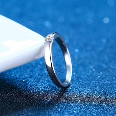 China Hot sale & high quality Minimalist 925 Silver Moissanite Ring Affordable Simple 925 Silver Moissanite Ring for sale