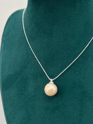 China High quality wholesale Round Peachy Orange Pearl Pendant Hypoallergenic 925 Silver Pearl Pendant Necklace for sale