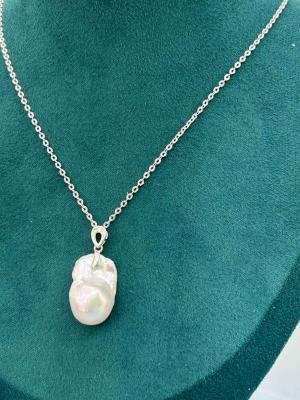 China High Quality Control Baroque Pearls Pendant Fresh Water Pearl Pendant White Single Pearl 925 Silver Necklace for sale