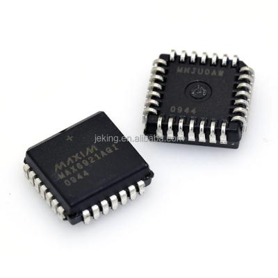 Cina MAX6921AQI+ in vendita