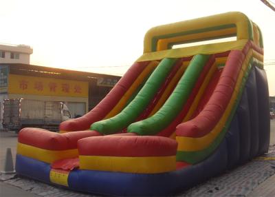 Cina Scivolo gonfiabile commerciale del doppio vicolo gigante dell'arcobaleno per i bambini ed i bambini in vendita