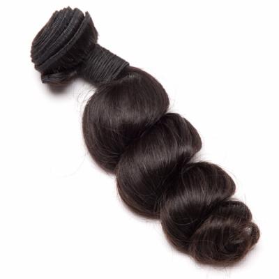 Cina Il tessuto riccio sciolto dei capelli umani di Wave impacchetta la morbidezza di seta con l'estremità completa spessa in vendita