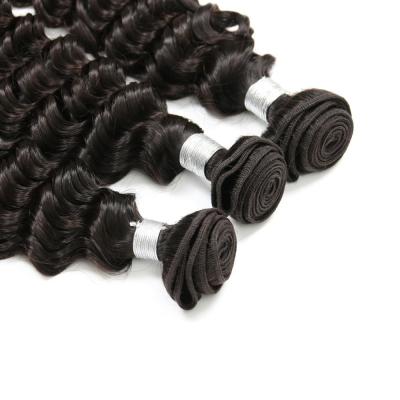 China Het vrij Zachte Diepe Peruviaanse Haarweefsel bundelt Dubbele Weft Machine uitkiest Getrokken Haar Te koop