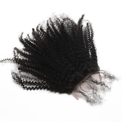 Cina Chiusura frontale pre colta naturale del pizzo del nero con i capelli del bambino che spargono liberamente in vendita