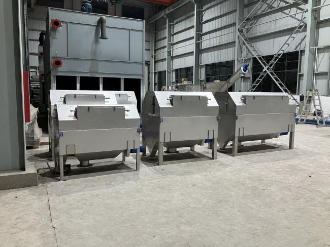 Efficient Stainless Steel Rotary Drum Screen For Municipal And Industrial Wastewater Treatment
