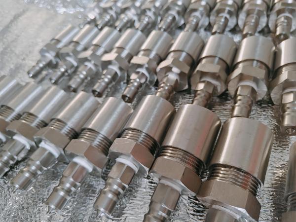 Female Threaded Connection Stainless Steel 304 Atomizing Nozzle For Aeration Pipe