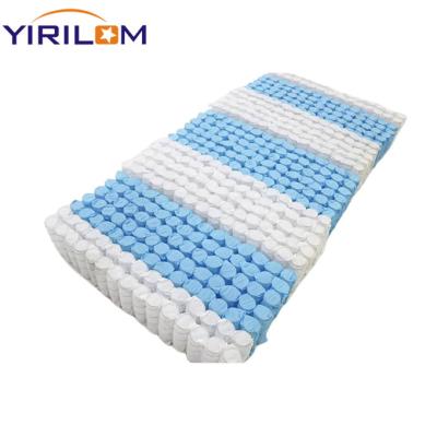 Cina Materasso bianco/azzurro a molla di tasca con imballaggio compresso e arrotolato per un trasporto facile in vendita