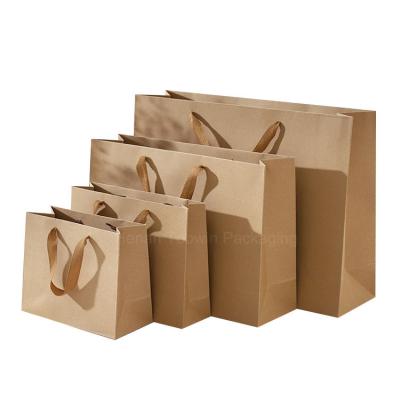 Cina Customized Flexiloop Handle Cardboard Shopping Packaging Paper Bag With Logo For Your in vendita