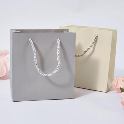 Cina Stile popolare Toowin Grazie Borsa di carta Maniglia lunghezza della mano e Purple Wear con logo in vendita