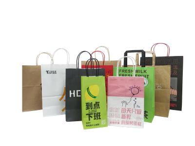 China Voedsel Snacks Verpakking Draagbare milieuvriendelijke kraftpapieren zakken met aangepaste maat Te koop