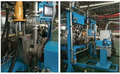 Cina 75 KW raffreddamento ad aria singola vite di plastica tubo di estrussione macchina risparmio energetico in vendita