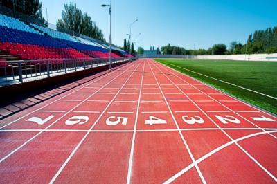 Cina sport del poliuretano di 2mm che pavimentano per il sistema all'aperto del cappotto dello spruzzo in vendita
