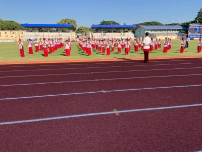 Cina 400 metri di pista atletica sintetica di gomma modulare del tartan in vendita