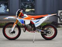Quality 250cc Enduro Motorcycle Two Stroke Engine Water Cooled Off Road OEM Manufacturer for sale