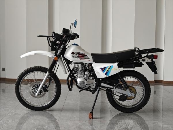 Quality Off Road 150cc Chopper Motorcycle 4 Stroke With Adjustable Shock Absorbers 150cc Motorcycle Supplier for sale