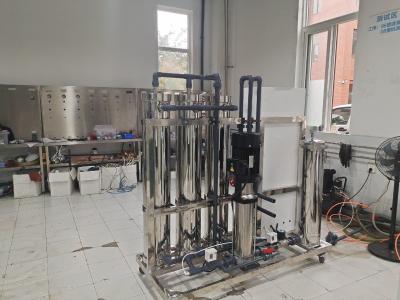 Cina Controllo facile dell'attrezzatura di trattamento delle acque del Ro di osmosi inversa 2000LPH in vendita