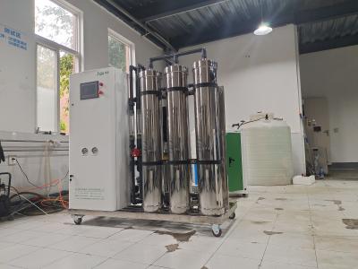 Cina Controllo facile dell'attrezzatura di trattamento delle acque del Ro di osmosi inversa 2000LPH in vendita