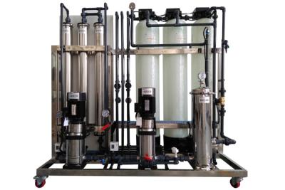 Doppelte Klassen-Umkehr-Osmose-System-Wasserbehandlungs-Maschinerie 300LPH für medizinisches