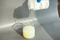 China Waterproof Coating Acrylic Emulsion UV Stable Performance for sale