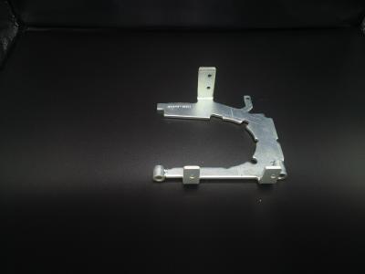 Cina elaborazione di piegamento di 0.5mm 16mm Thickenss timbrando le parti d'acciaio in vendita