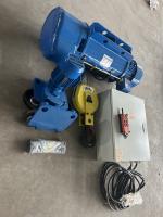 China Electric Wire Rope Hoist CD1 1 Ton 8m/min Lifting Speed for Single Double Girder Crane Systems for sale
