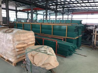 Cina 10 gru a ponte dell'alloggio 660V del PVC di Palo in vendita