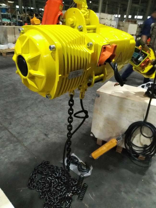 Quality control inspection of electric hoist