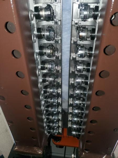 1400RPM 240CM幅 高速コンピュータ制御多針キルトミシン（回転フック付き）​