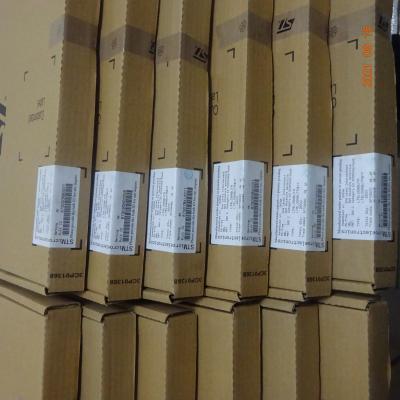 Cina Circuito IC regolatore lineare integrato 6V PMIC L78L06ABUTR in vendita