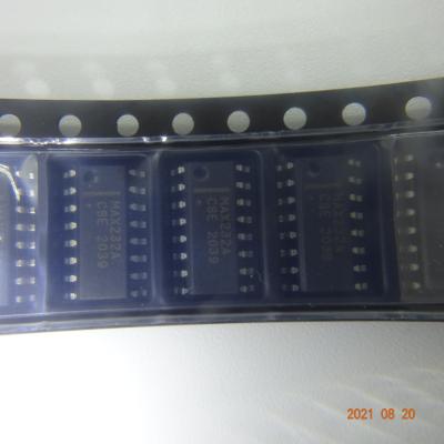 中国 マルチチャネル RS232 ドライバ IC チップ MAX232ACSE+T カスタマイズ 販売のため