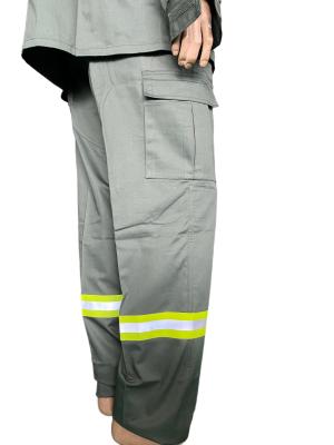 China Sicherheitsuniform Feuerwehr-Anzug mit Reflektorband für Männer Knöpfe und Velcro Jacke und Hose Standard Feuerwehr-Uniform zu verkaufen