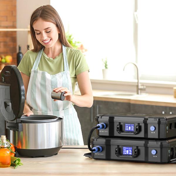 Quality Portable 2000W UPS Solar Generator 2072Wh Battery Capacity With USB C / DC for sale