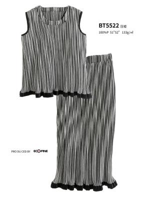 China 100% Polyester Black And White Striped Fabric 63GSM Suit Clothing Fabric for sale