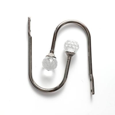 China Dormzaal van het de Toebehorenkristal van het Gordijnspoor van de de Muurhaak van U het Aluminiumgordijn Holdbacks Te koop