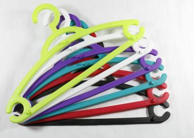 China Multi - Function PP Plastic Clothes Hangers With Notch Colorful 40 * 0.75cm for sale