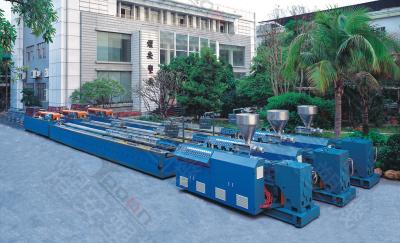 China PVC window frame machine for sale