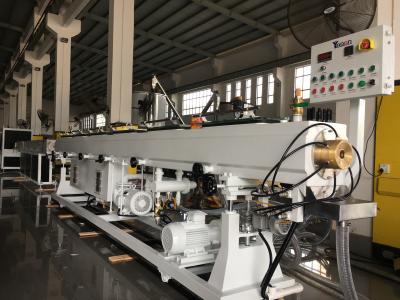China Plastic HDPE PE LDPE PP PPR  PVC Pipe Extruder Machine/ Extrusion Line for sale