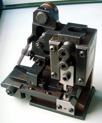 China Hot sale EA-7 30mm working stroke crimping applicator for semi automatic terminal crimping machine for sale