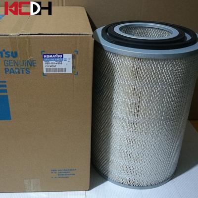 中国 小松の掘削機のエンジン部分のエア フィルターの要素600-181-4300 販売のため
