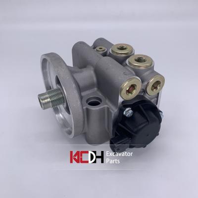 China 320/330/336D excavator parts 1R-0770 fuel water separator filter 1R0770 base, suitable for air filter assembly for sale