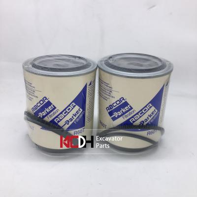 China O elemento de filtro R60T do combustível das peças de motor 4102H.15.20 de Excavater P551852 é adaptado a Dongfeng Chaochai à venda