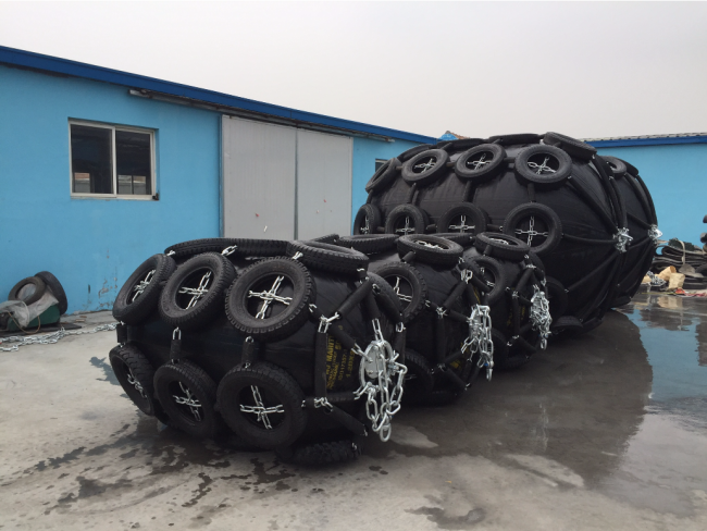 Dock Floating 50kpa 80kpa Yokohama Type Pneumatic Rubber Fender 1