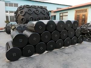 China Protect Ship Board Etc Floating Foam Fender Design Using Life 10-15years Durable Marine Dock Bumper for Vessel Impact Absorption for sale